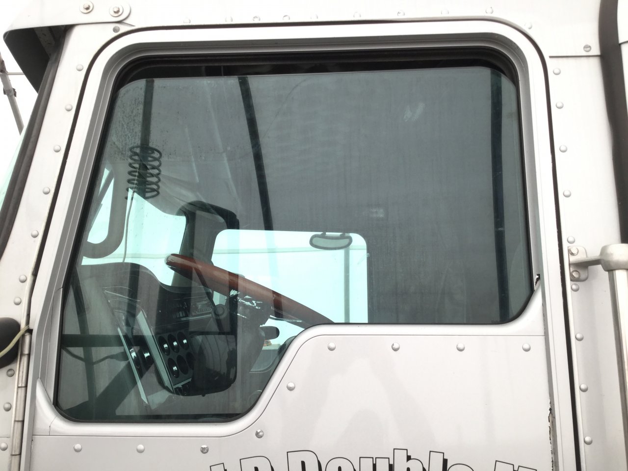 Kenworth T660 Door Glass for Sale
