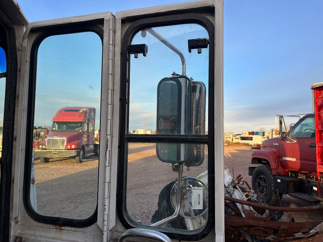 Crane Carrier TRUCK Door Glass for Sale