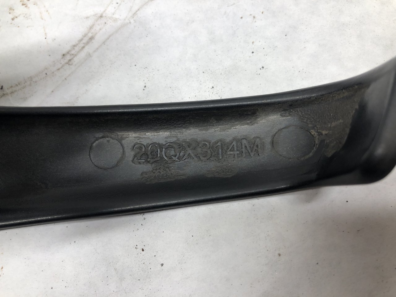 Mack CXU613 Door Handle for Sale