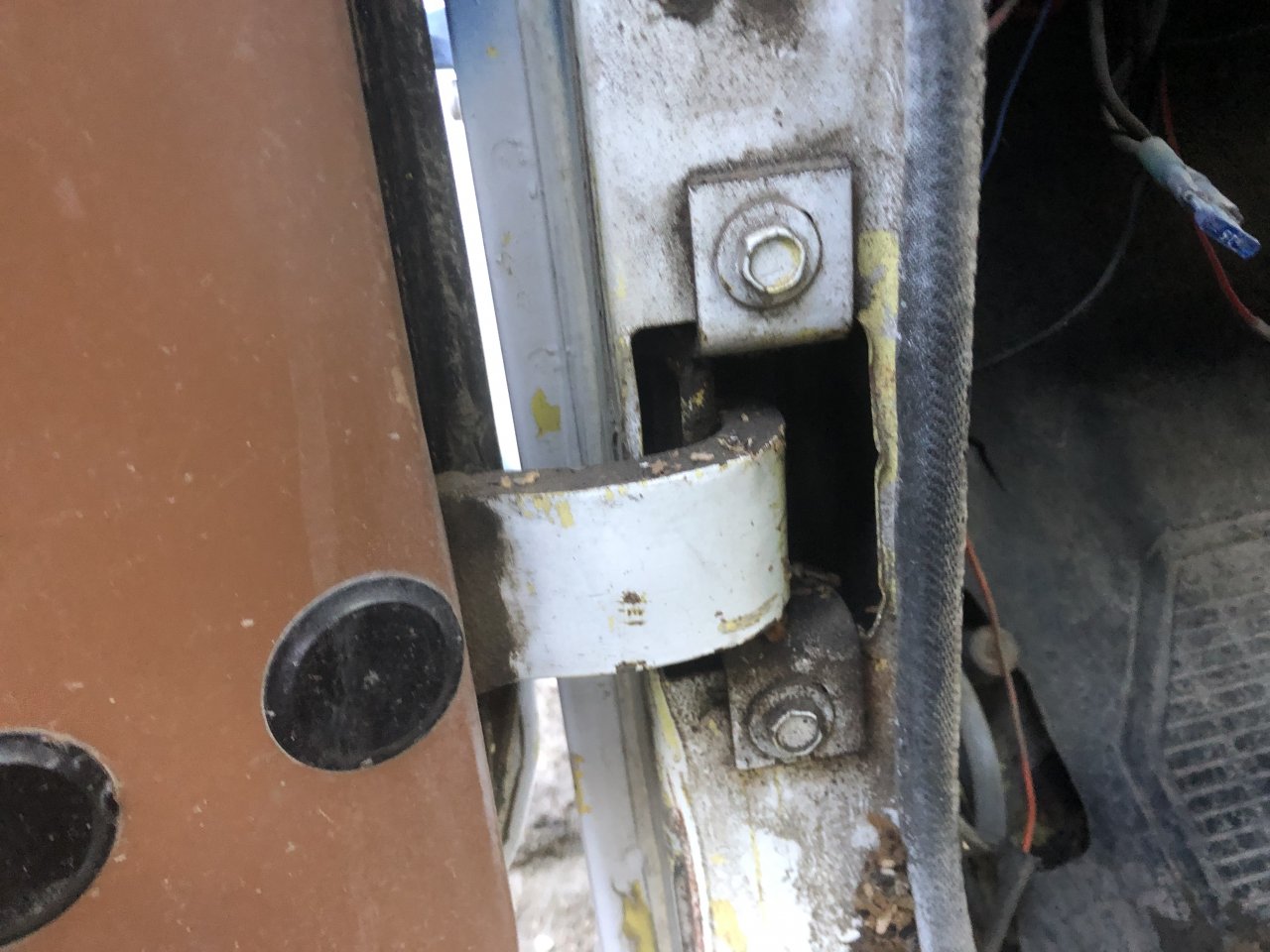 International S2200 Door Hinge, Front for Sale