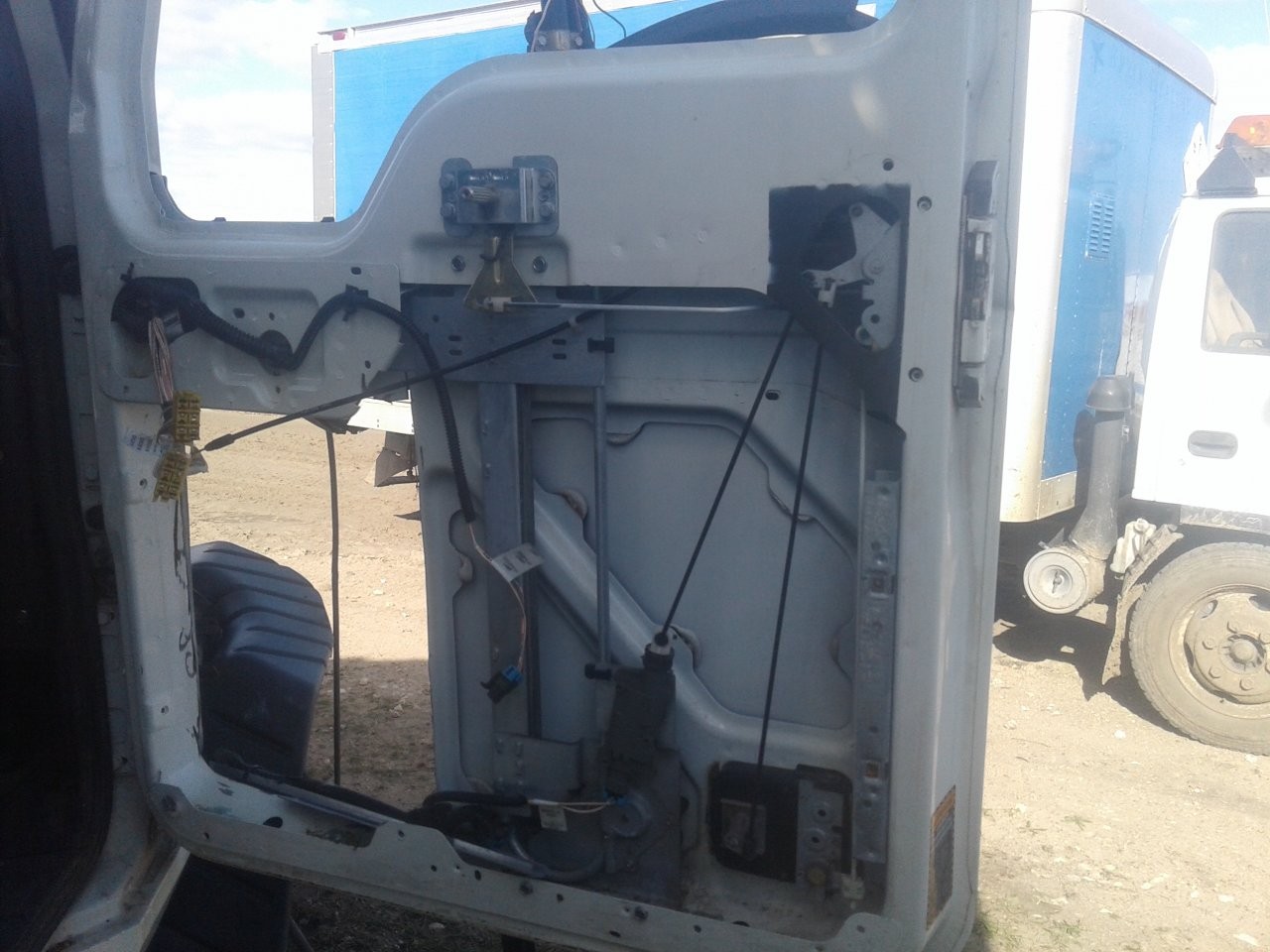 Mack CXU Door Latch for Sale