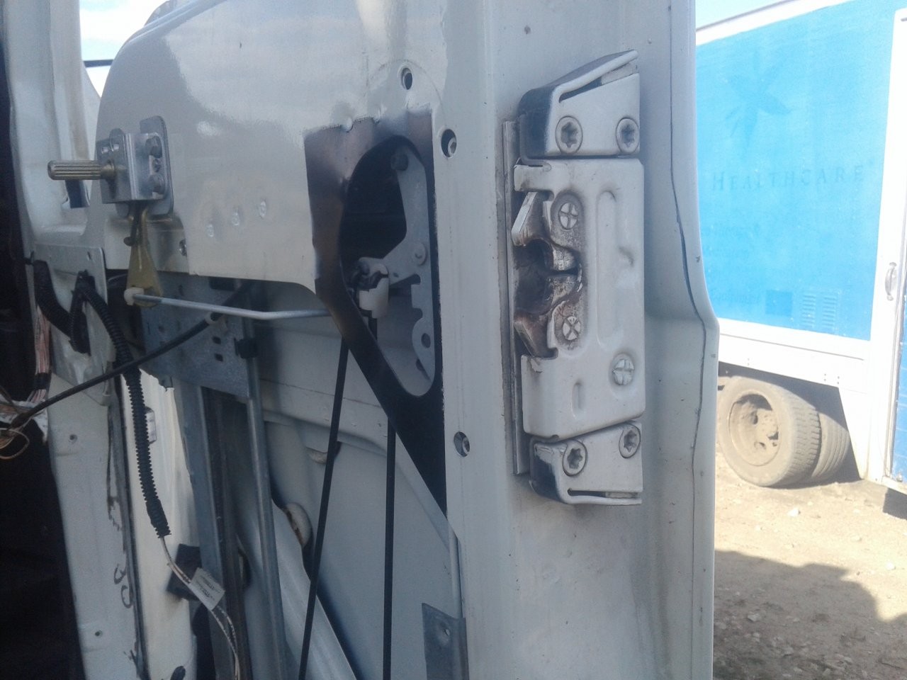 Mack CXU Door Latch for Sale