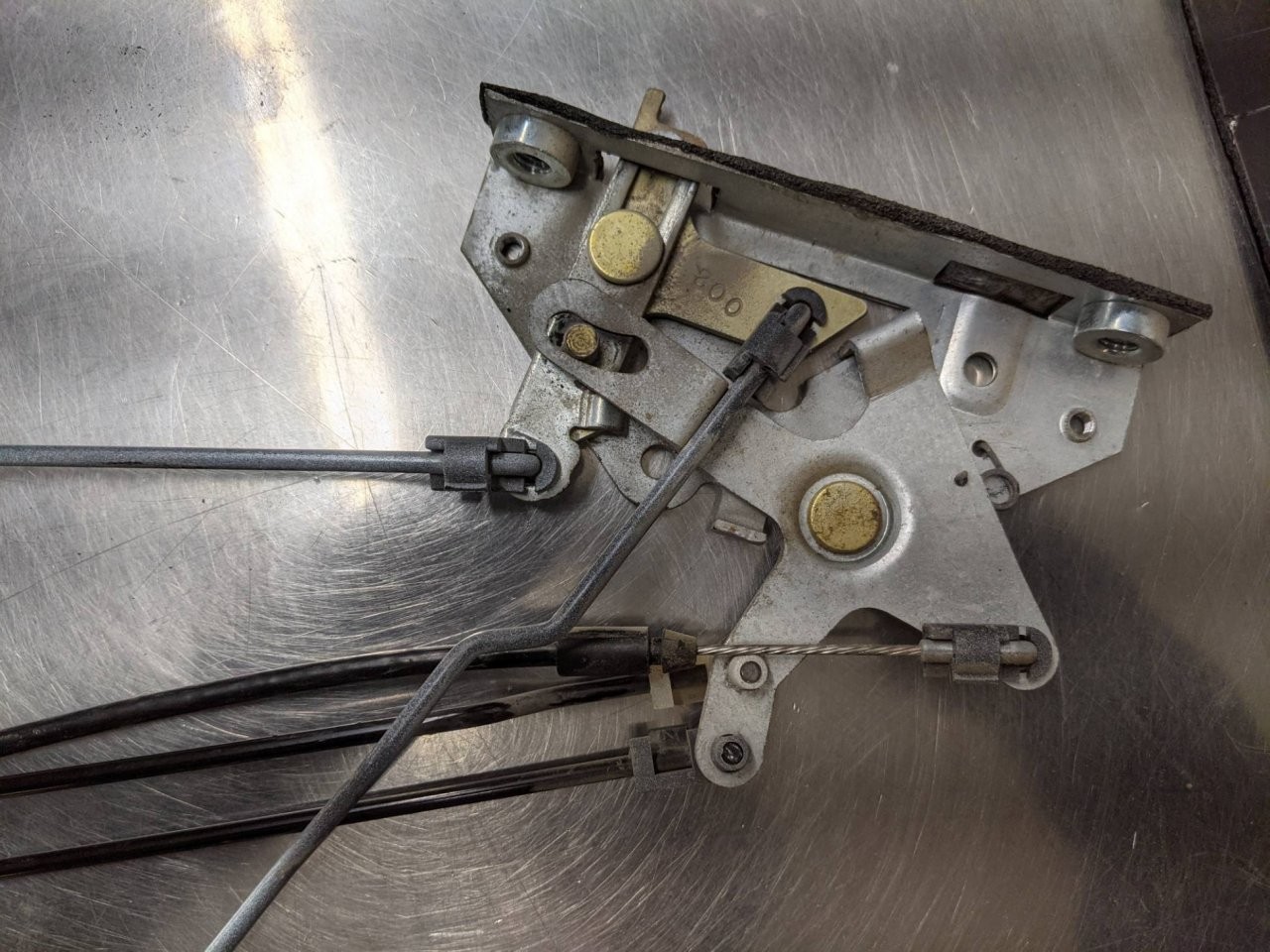 Mack CXU Door Latch for Sale