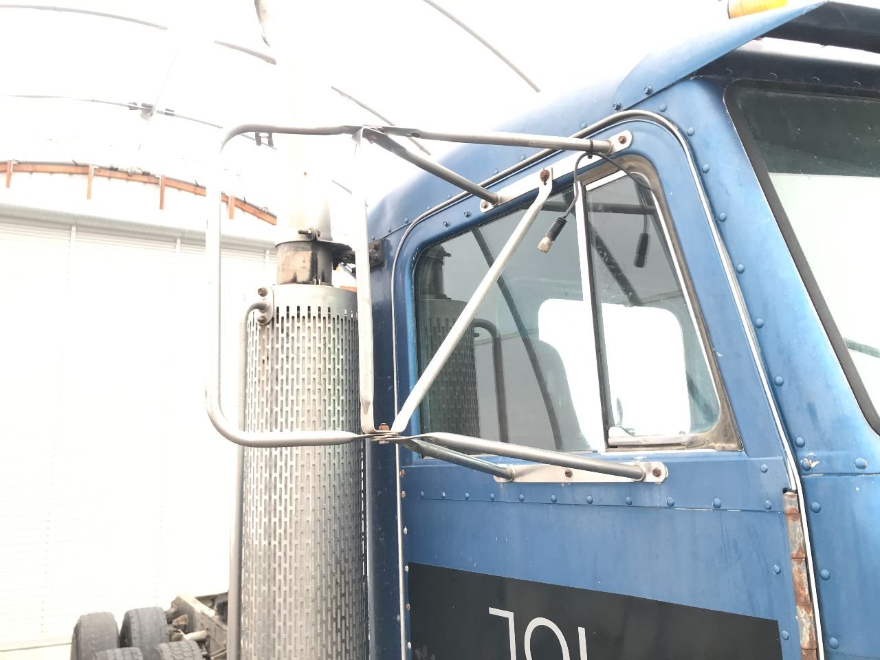 Peterbilt 377 Door Mirror, Bracket for Sale