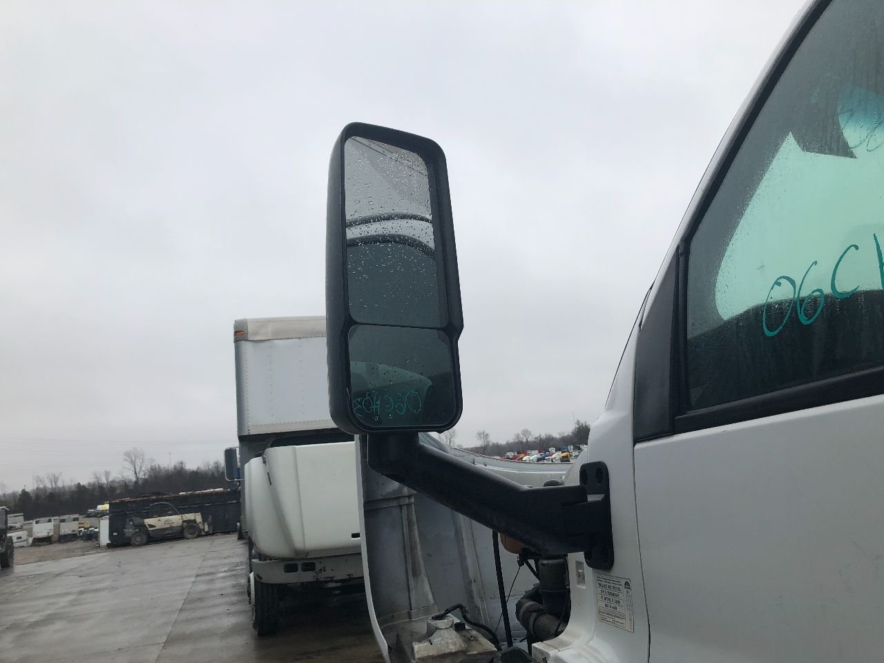 25886109 | Chevrolet C6500 Door Mirror for Sale