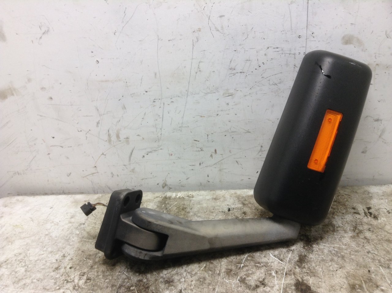 25826345 | Chevrolet C6500 Door Mirror for Sale