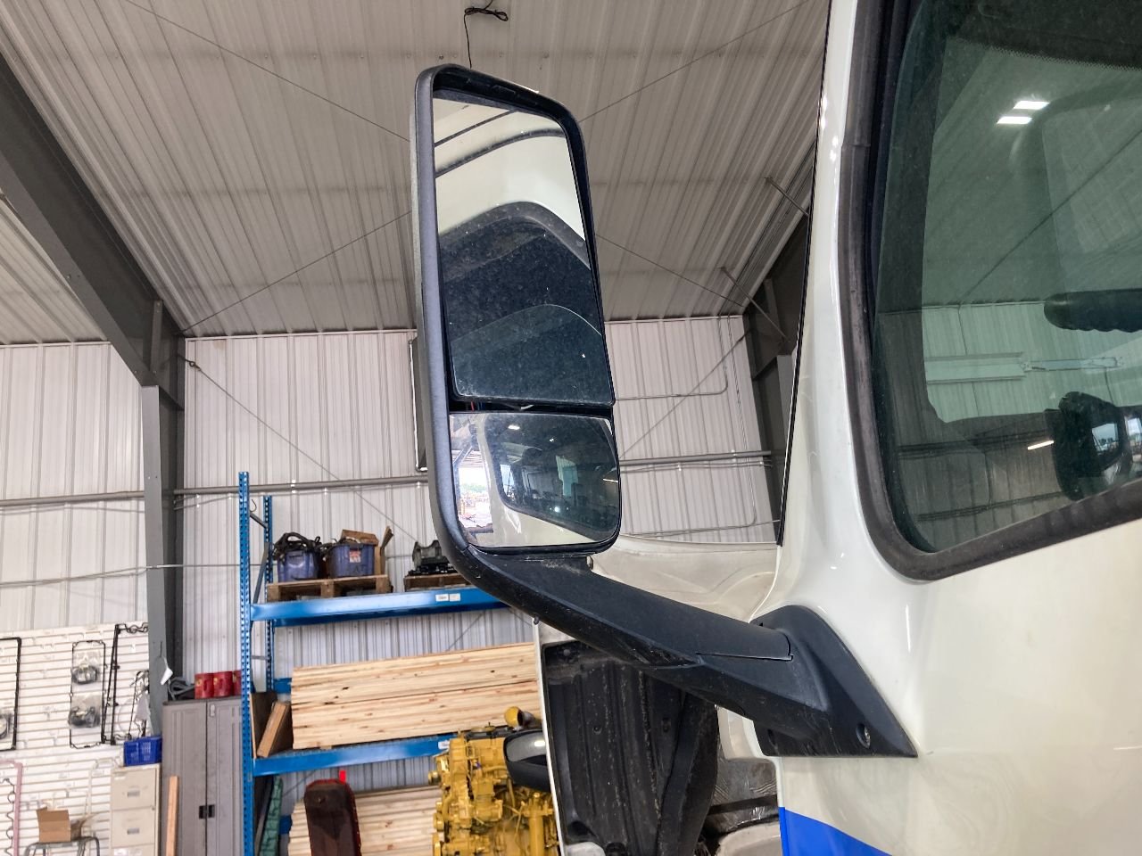 A22-73907-016 | Freightliner CASCADIA Door Mirror for Sale