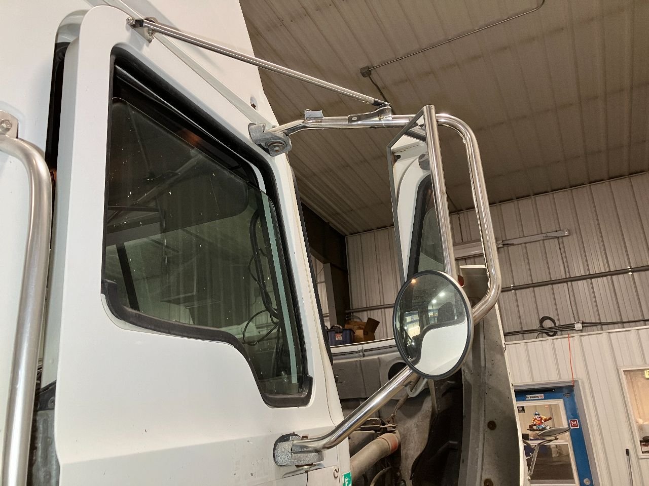 2 1568726 | Mack CT GRANITE (SBA) Door Mirror for Sale