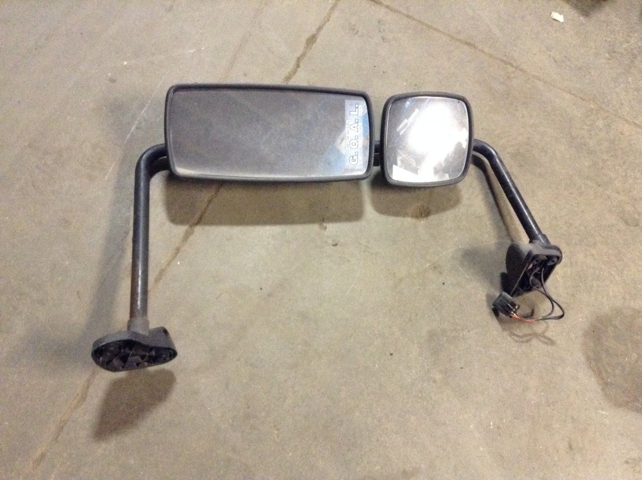 A22-58514-001 | Freightliner M2 100 Door Mirror for Sale