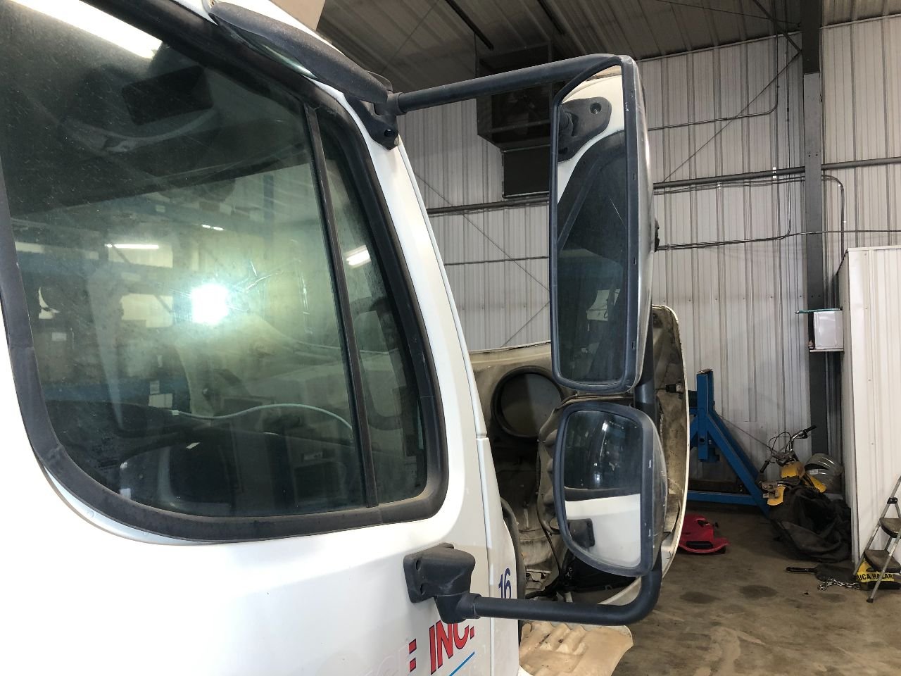 A2259615015 | Freightliner M2 106 Door Mirror for Sale