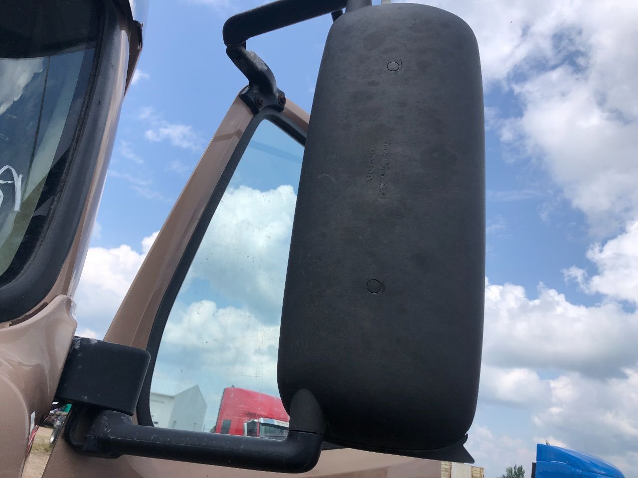 20535596 | Volvo VNL Door Mirror for Sale