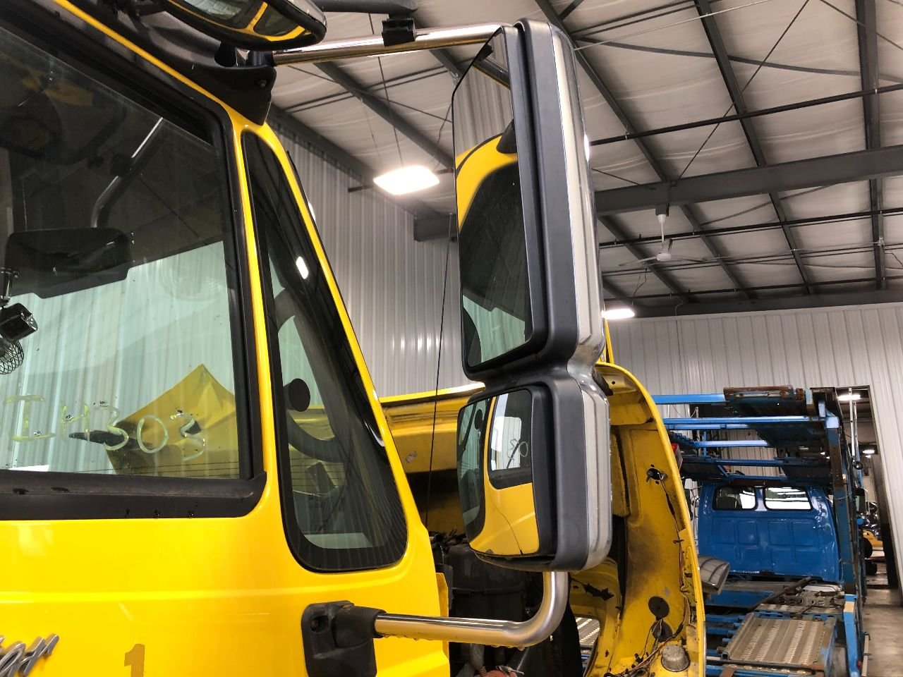 3535824C1 | International 7500 Door Mirror for Sale