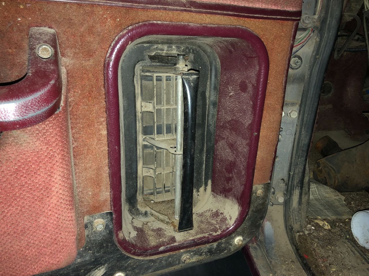 Mack CL600 Door, Misc Parts for Sale