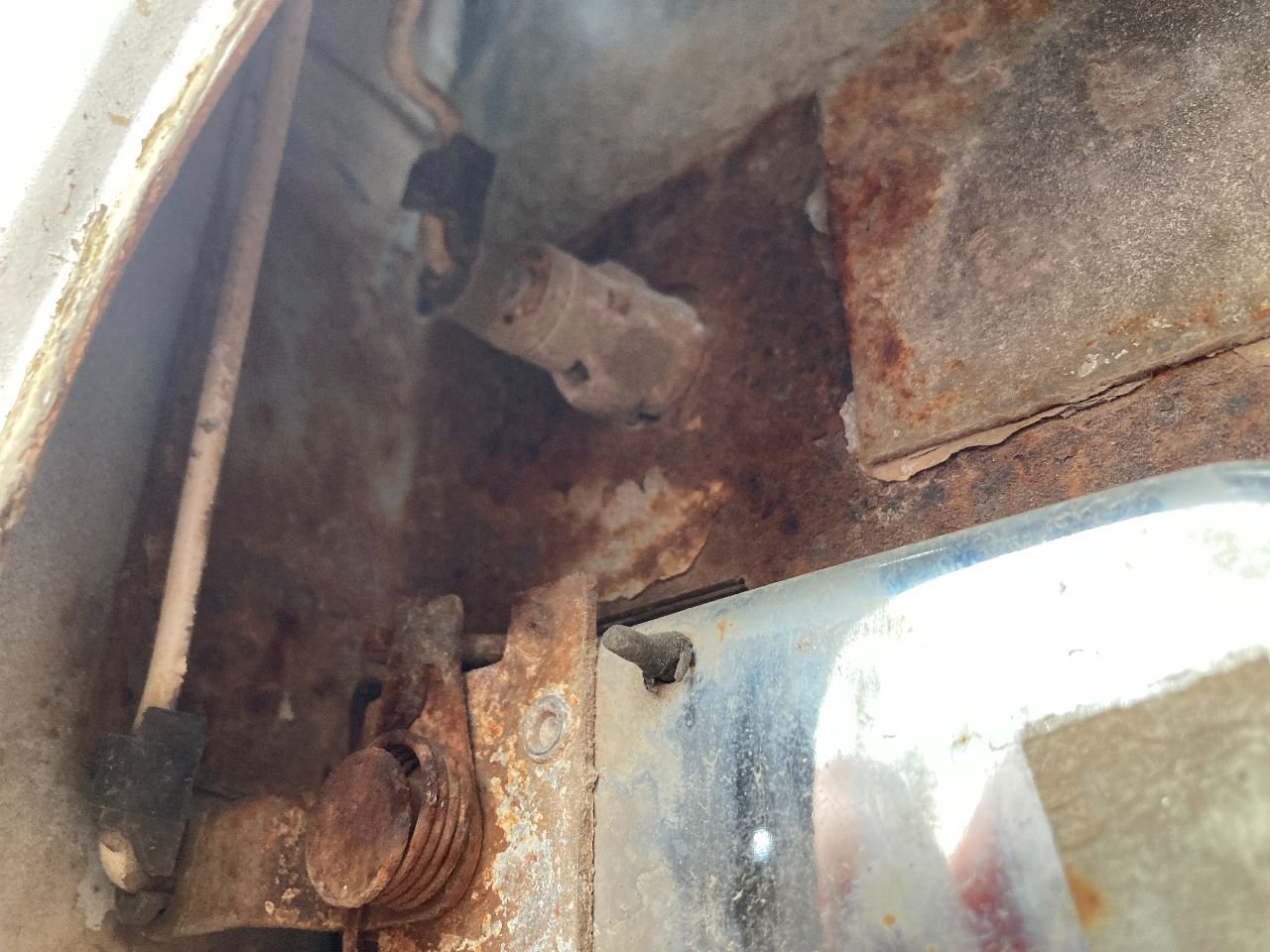 Volvo WCM Door, Misc Parts for Sale