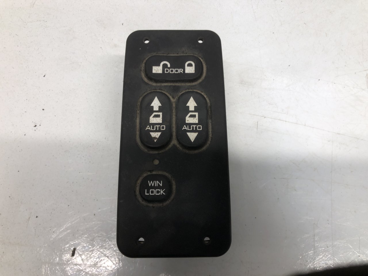 3544934C4 | International 7400 Front Door Window Regulator for Sale