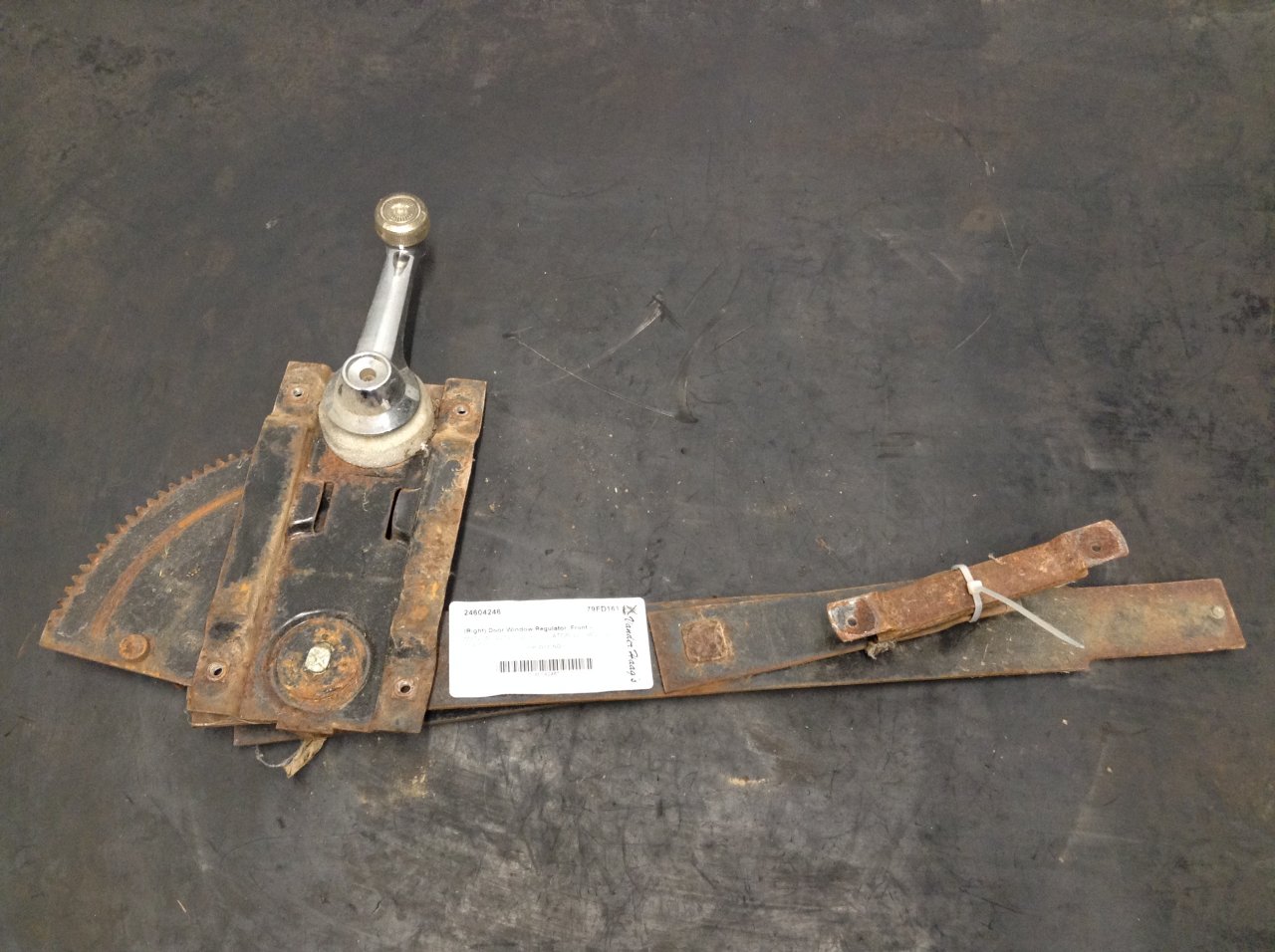 Ford L9000 Door Window Regulator, Front for Sale