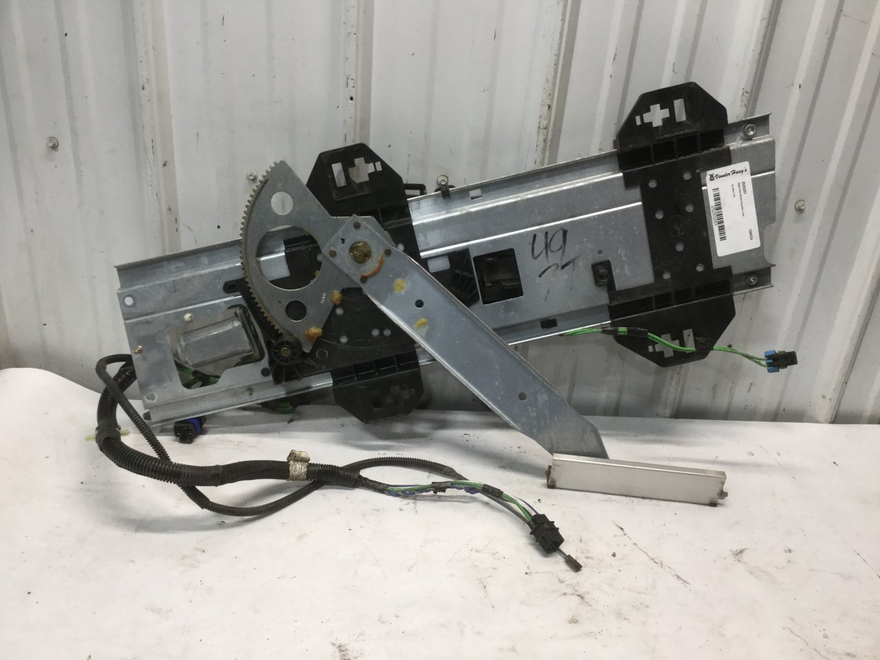 International TERRASTAR Front Door Window Regulator for Sale