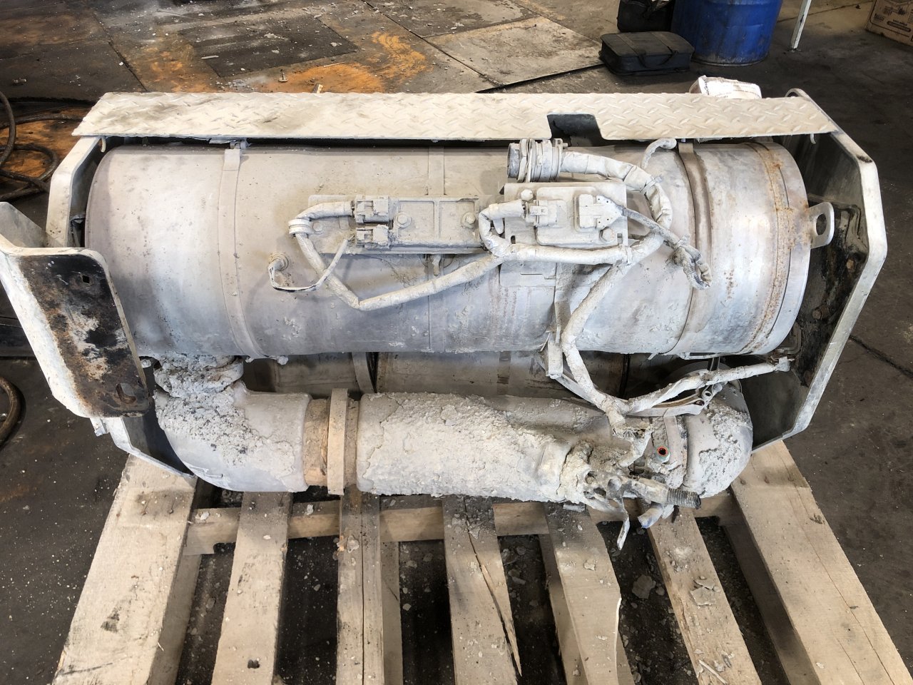 Peterbilt 348 DPF Assembly, Less Filters for Sale