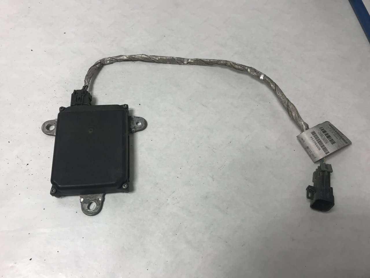 23350657 | Volvo VNL Collision Advoidance for Sale