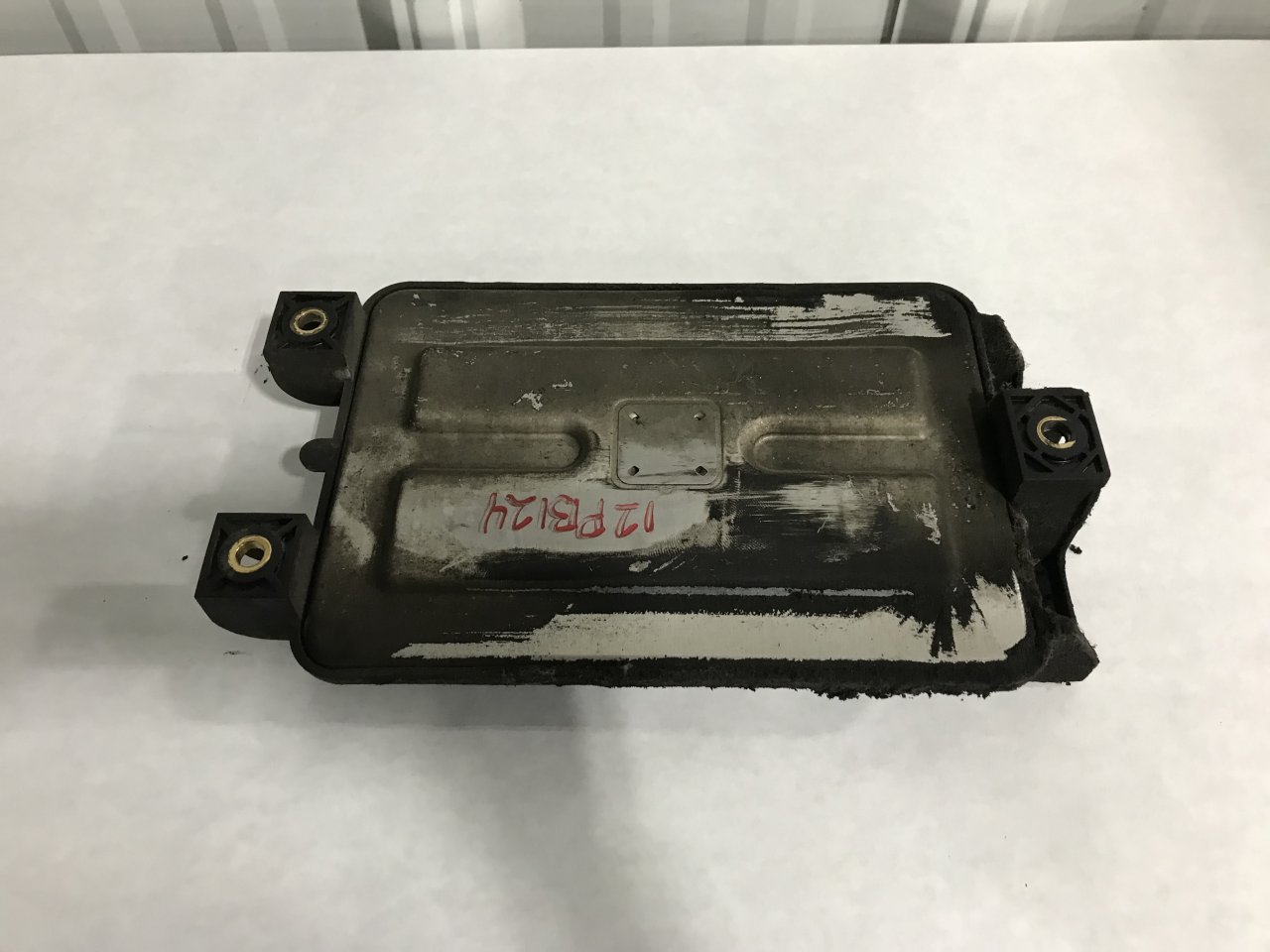 Q2110772103 | Peterbilt 367 Electronic Chassis Control Module for Sale