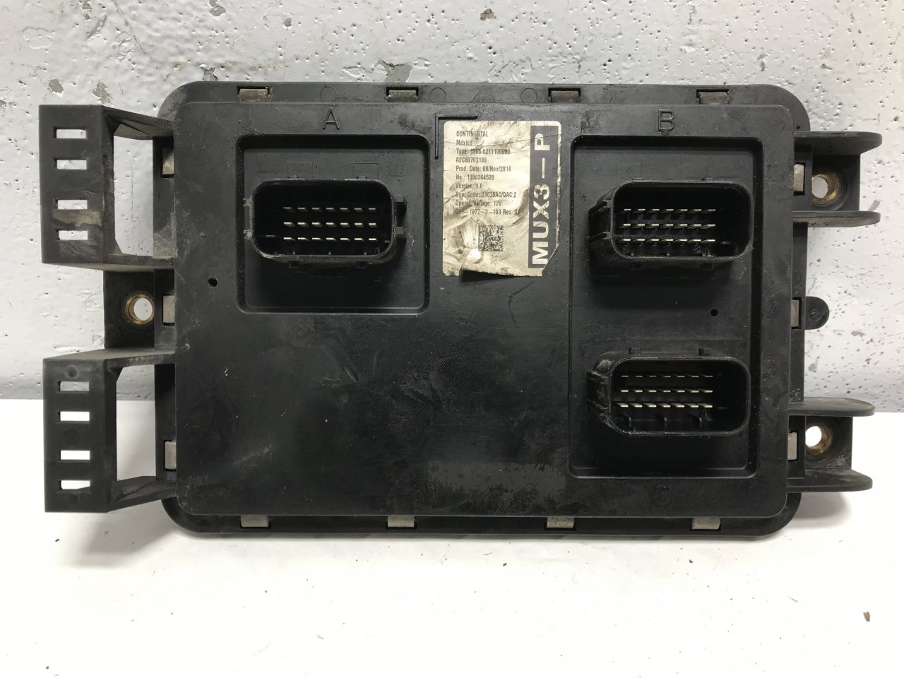 Q21-1077-3-103 | Peterbilt 367 Electronic Chassis Control Modules for Sale