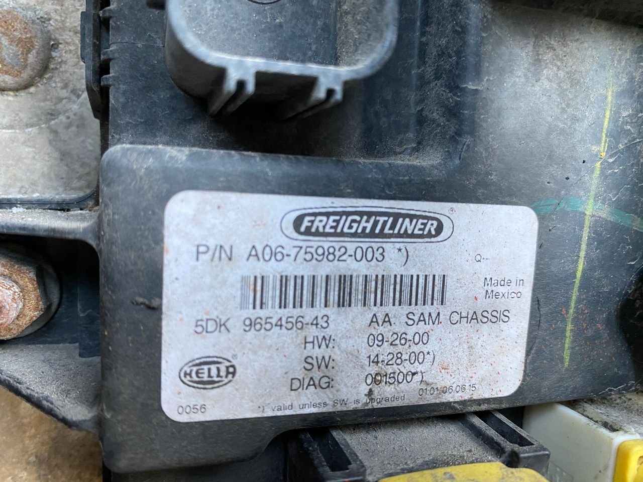 P/N A06-75982-003 | Freightliner CASCADIA Electronic Chassis Control ...