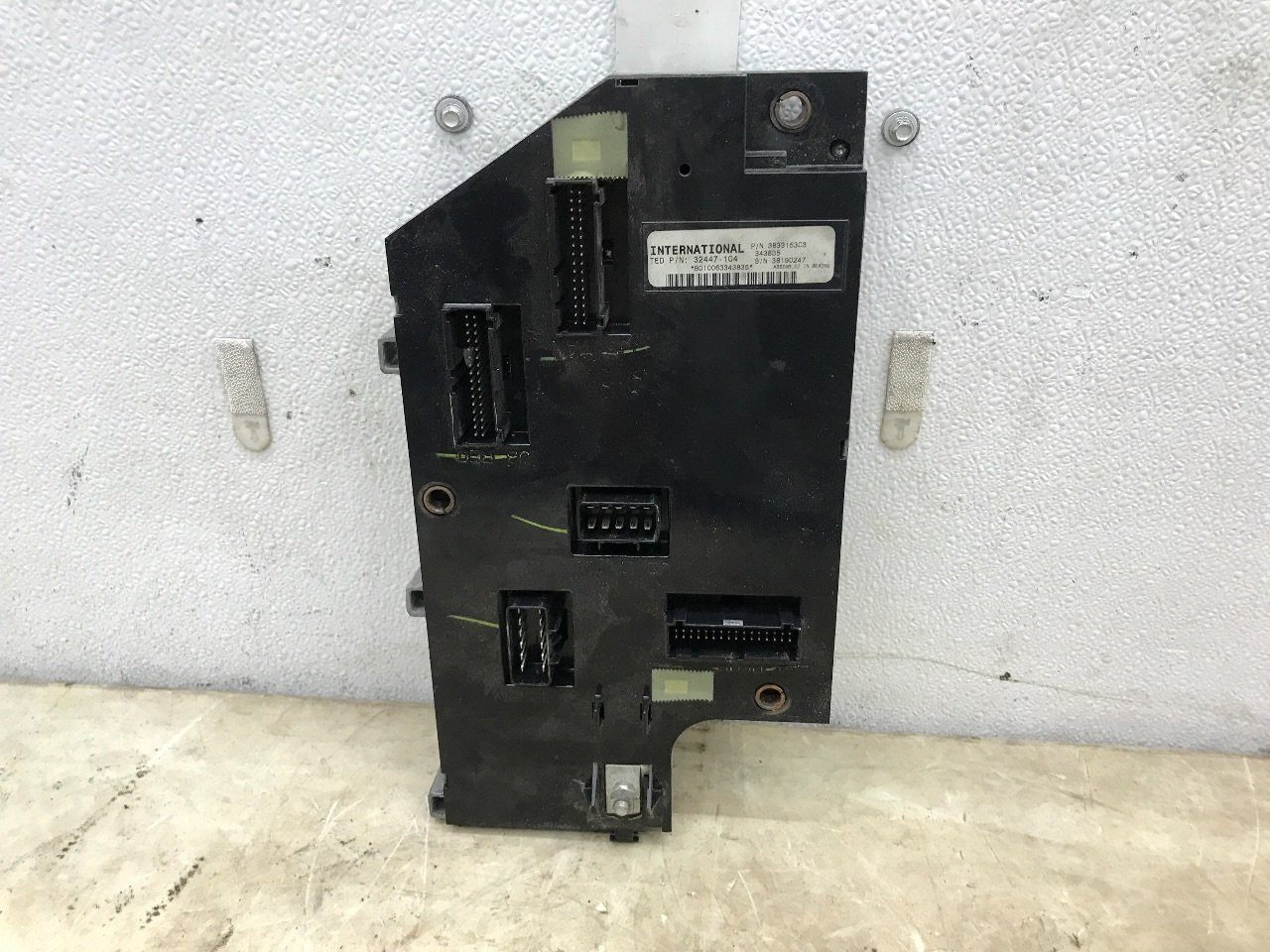 3833153C3 | International PROSTAR Electronic Chassis Control Module for Sal