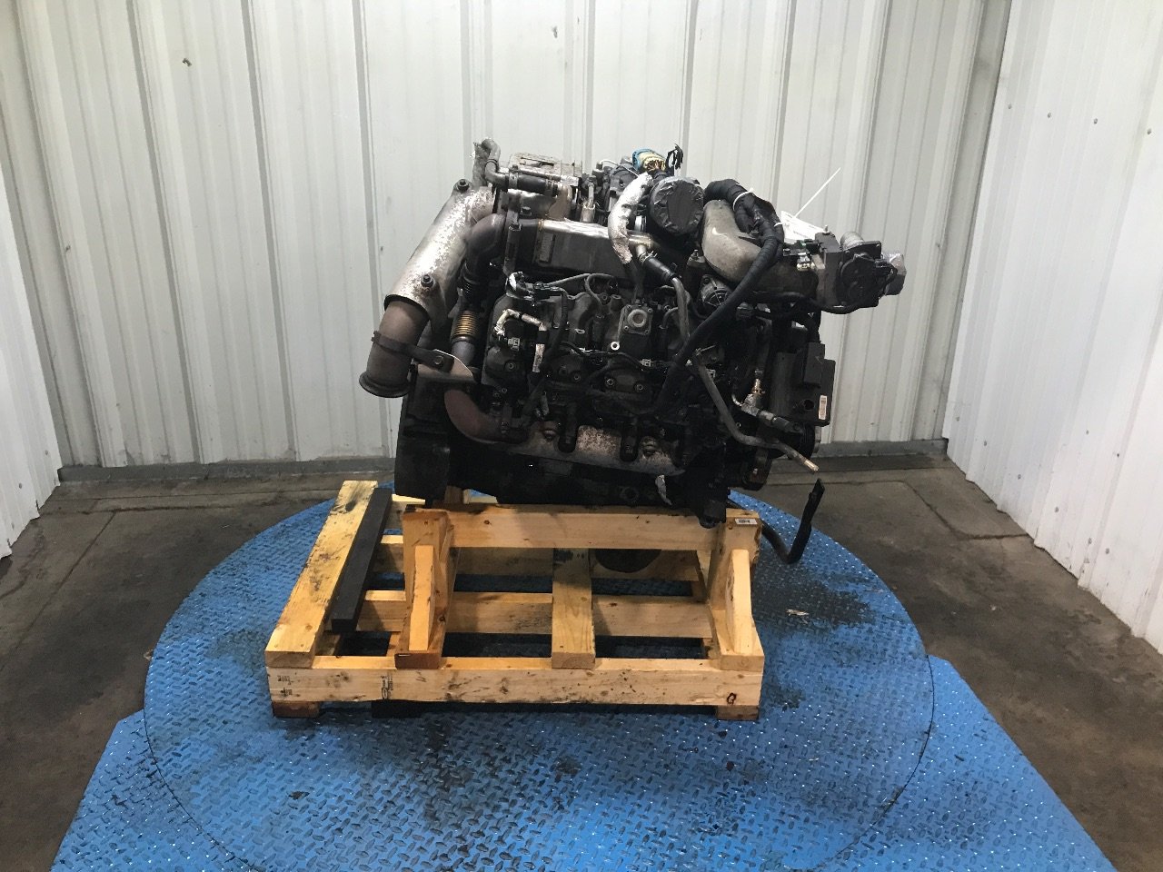 Isuzu 6.6L DURAMAX Engine Assembly for Sale