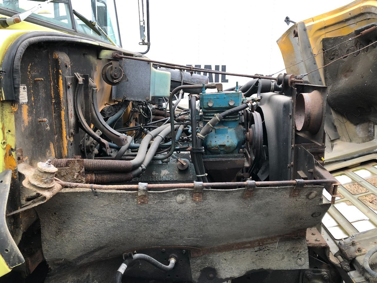 International 9.0 DIESEL Engine Assembly for Sale