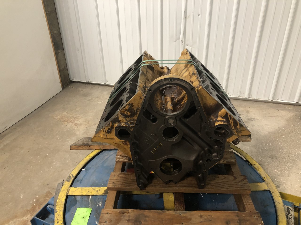 9N3758 | CAT 3208 Engine Block for Sale