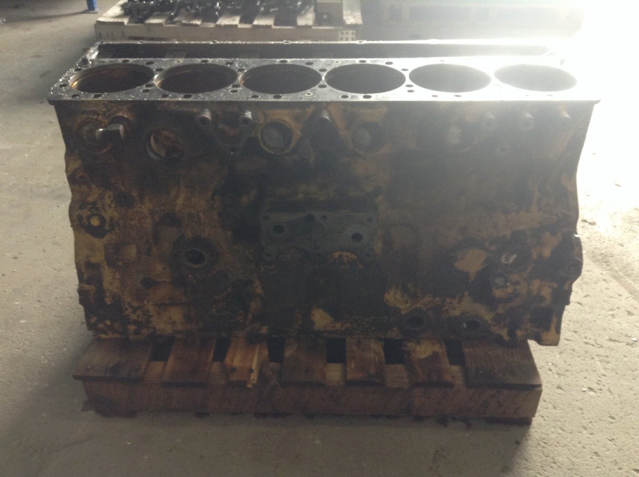 239-7358 | CAT C13 Engine Block for Sale