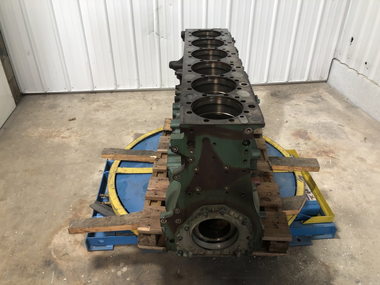 1002133 | Volvo D50 Engine Block for Sale