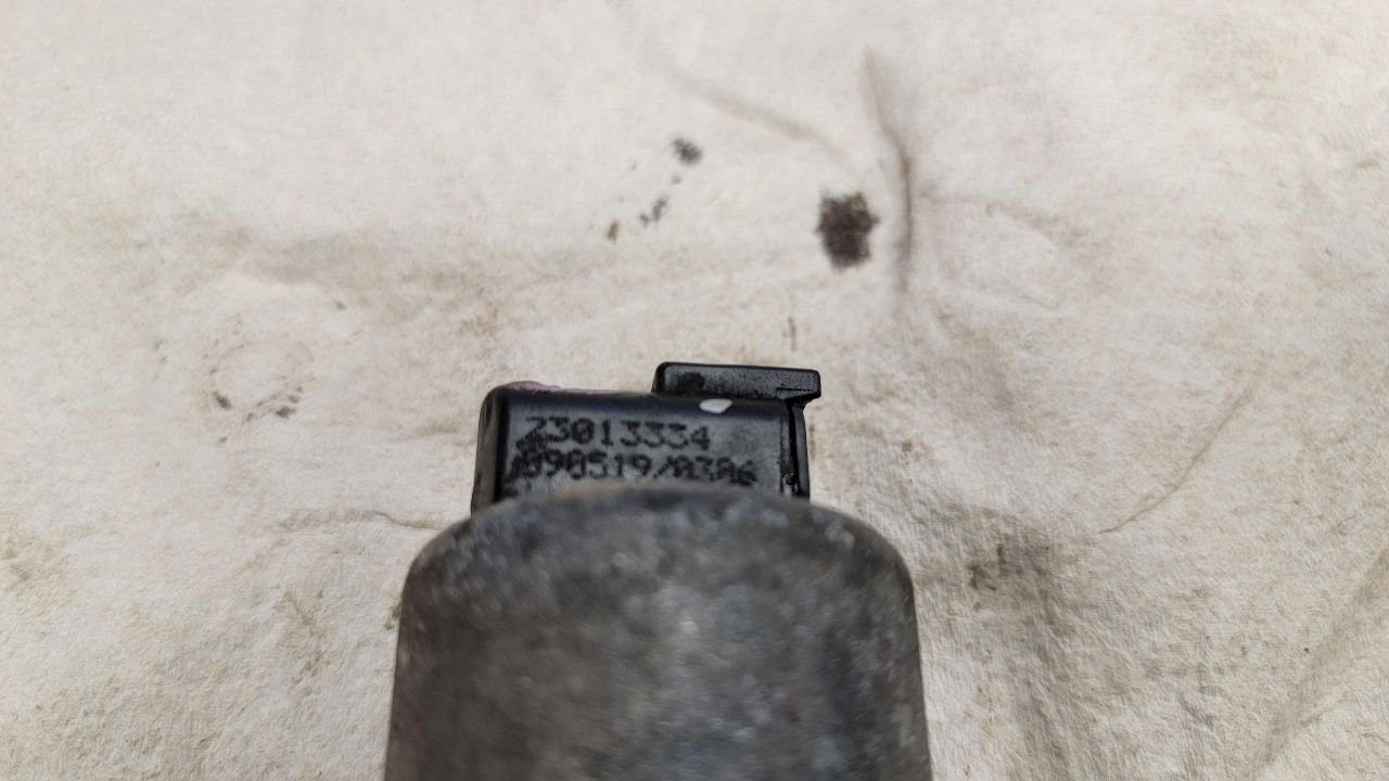 23013334 | Volvo D13 Engine Component for Sale