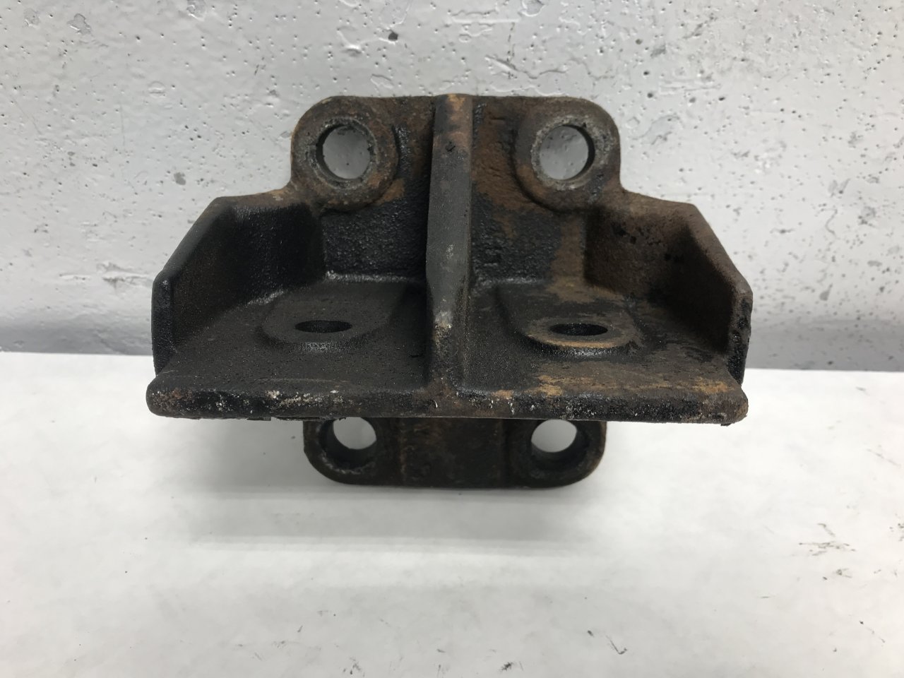 12014-3442 | CAT 3306 Engine Mount for Sale