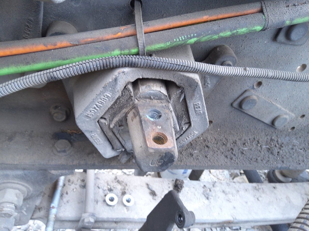 15074989 | CAT C7 Engine Mount for Sale