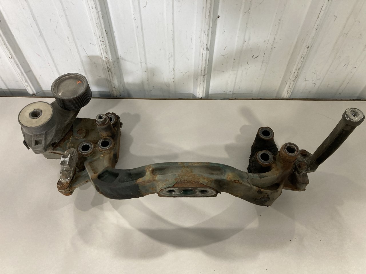 Volvo D16 Engine Mount for Sale