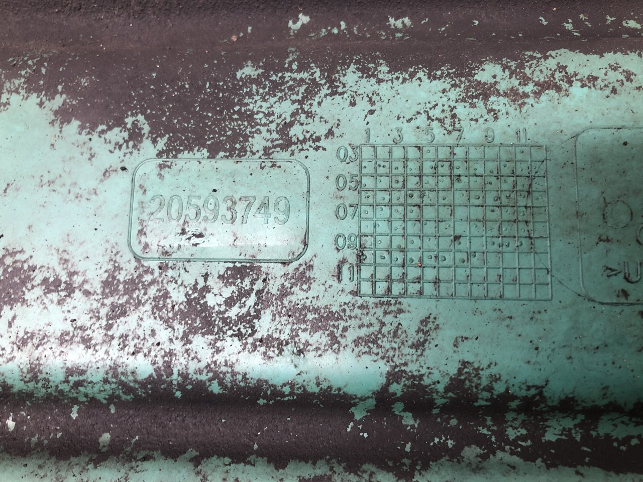 Volvo D16 Engine Oil Pan for Sale