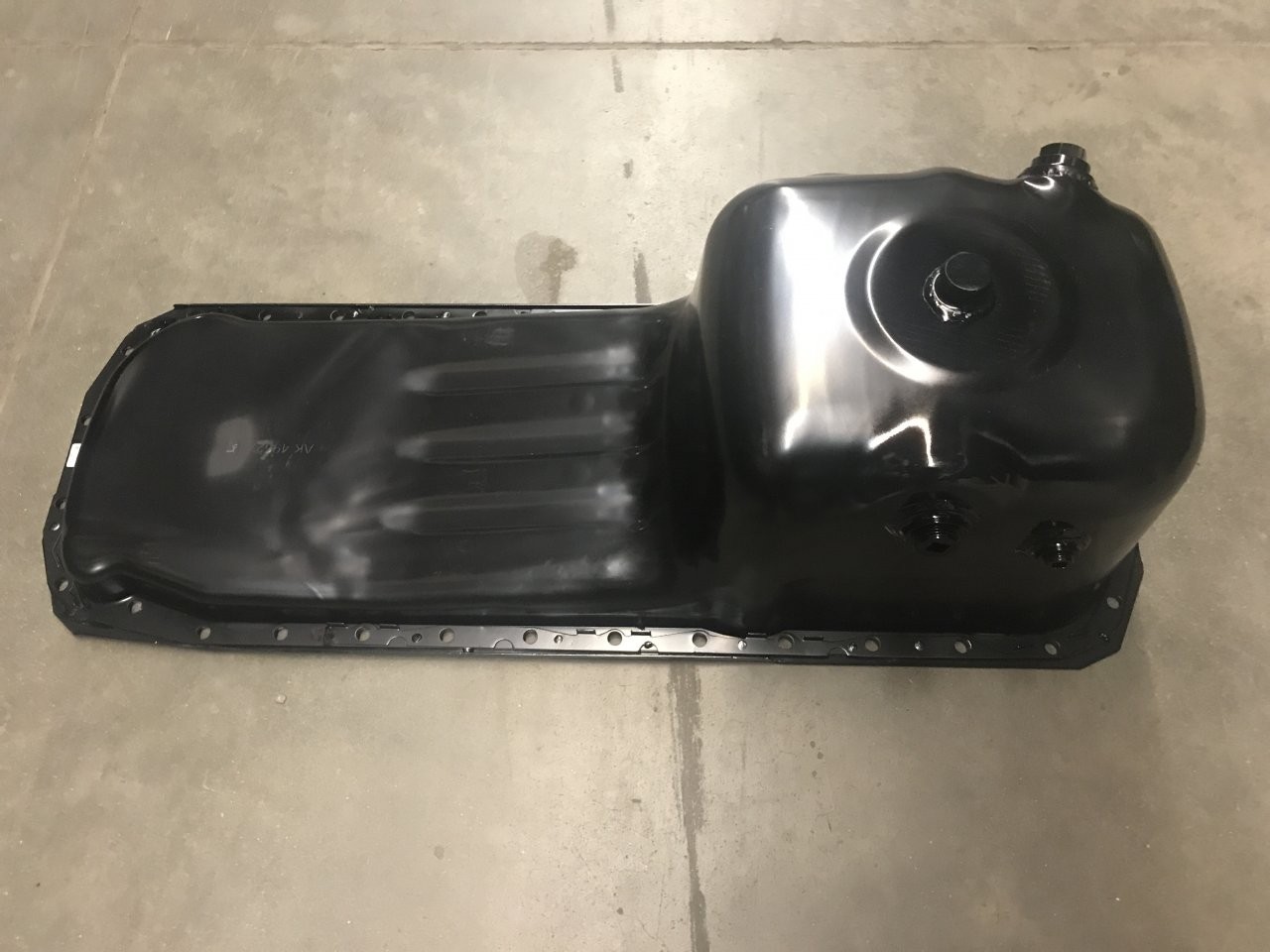 Cummins L10 Engine Oil Pan for Sale