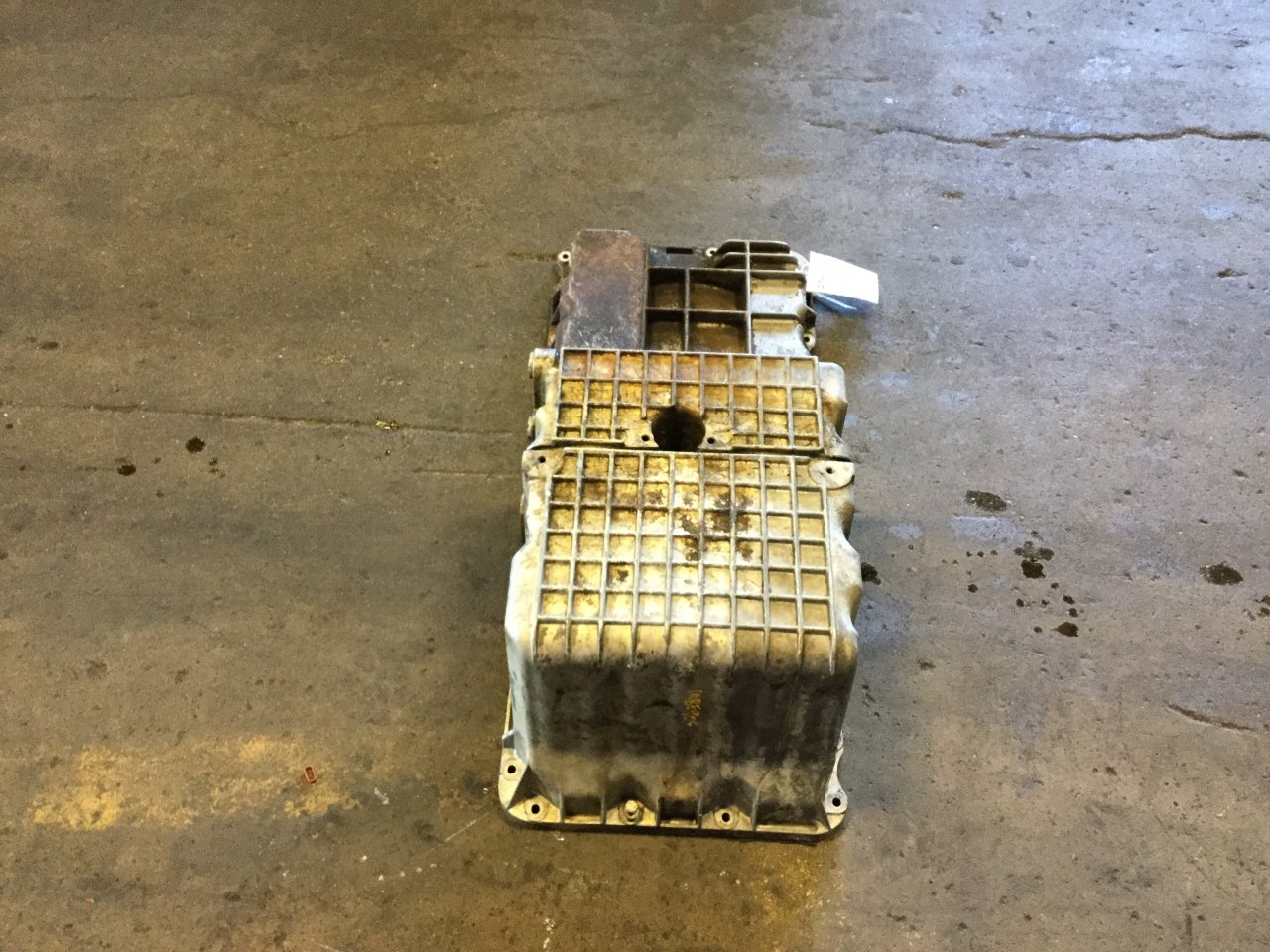 Mercedes MBE906 Oil Pan for Sale