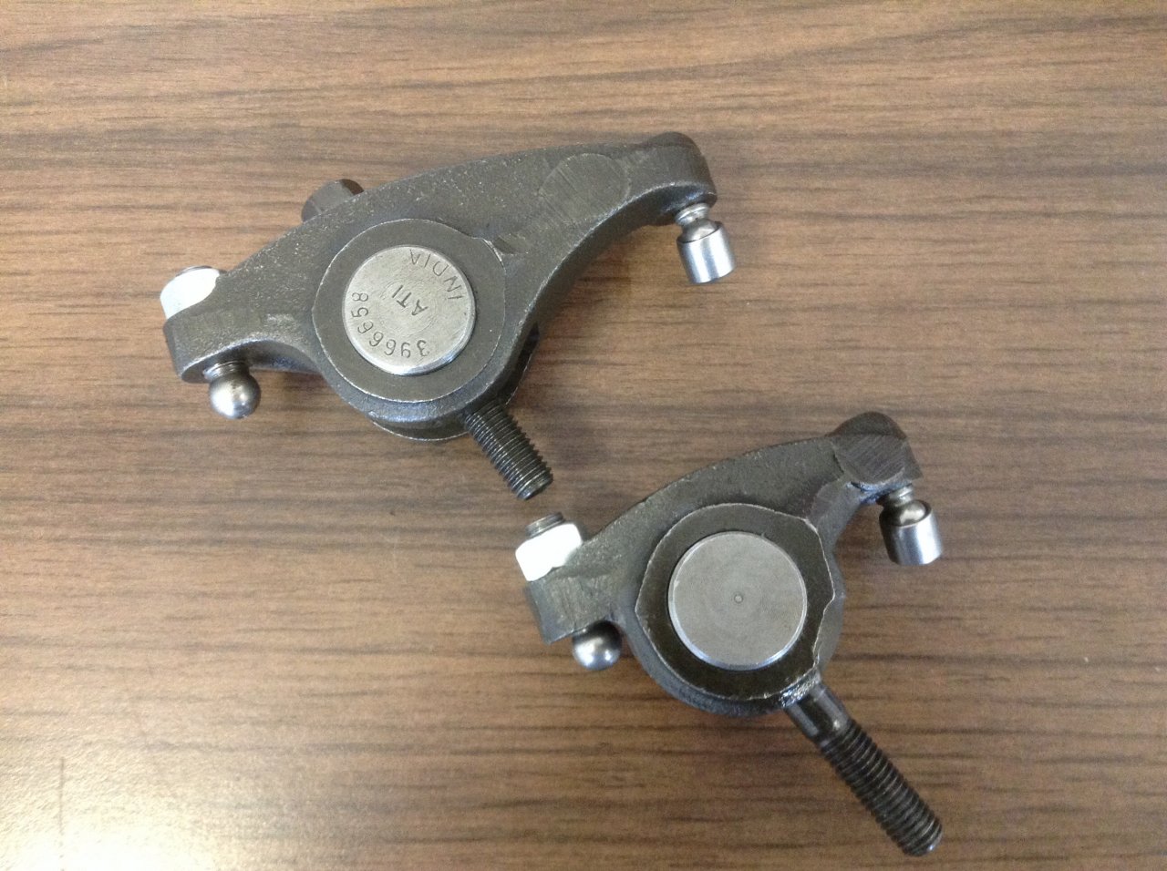 Cummins ISL Engine Rocker Arm for Sale