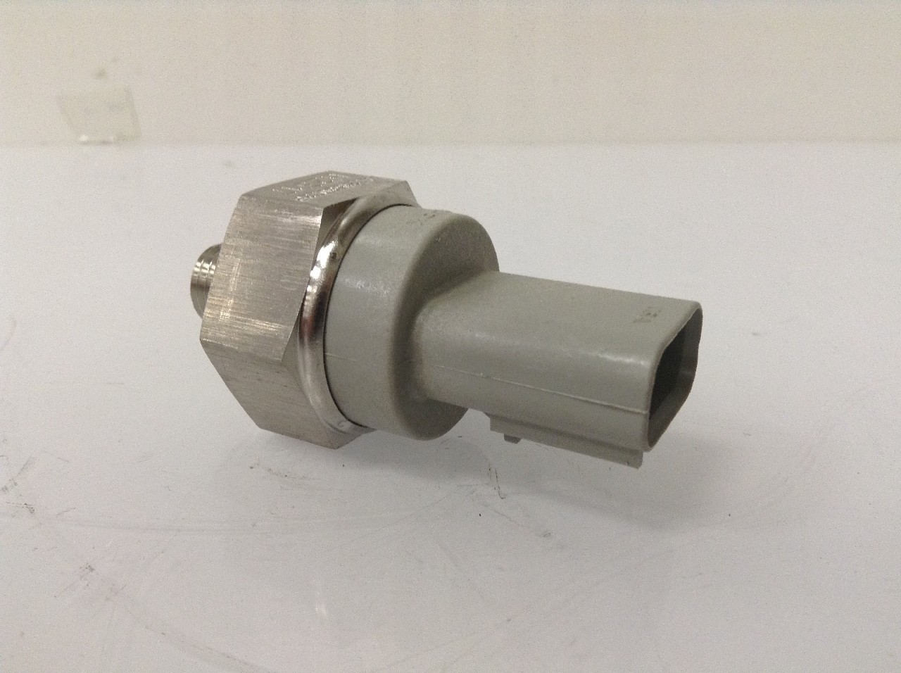 S-33715 | Detroit DD15 Engine Sensor for Sale