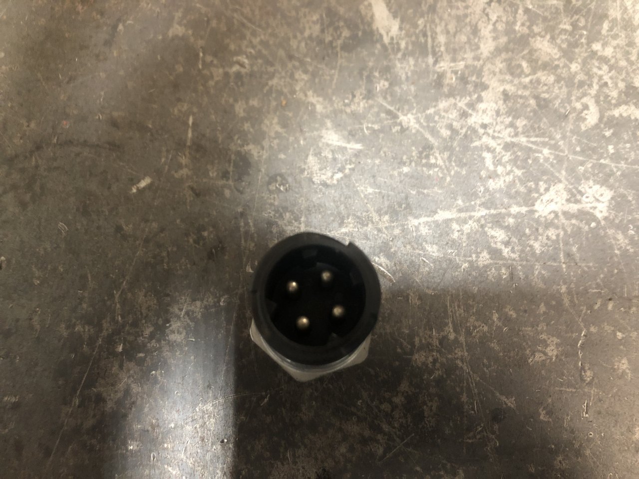 2127358 | Paccar MX13 Engine Sensor for Sale