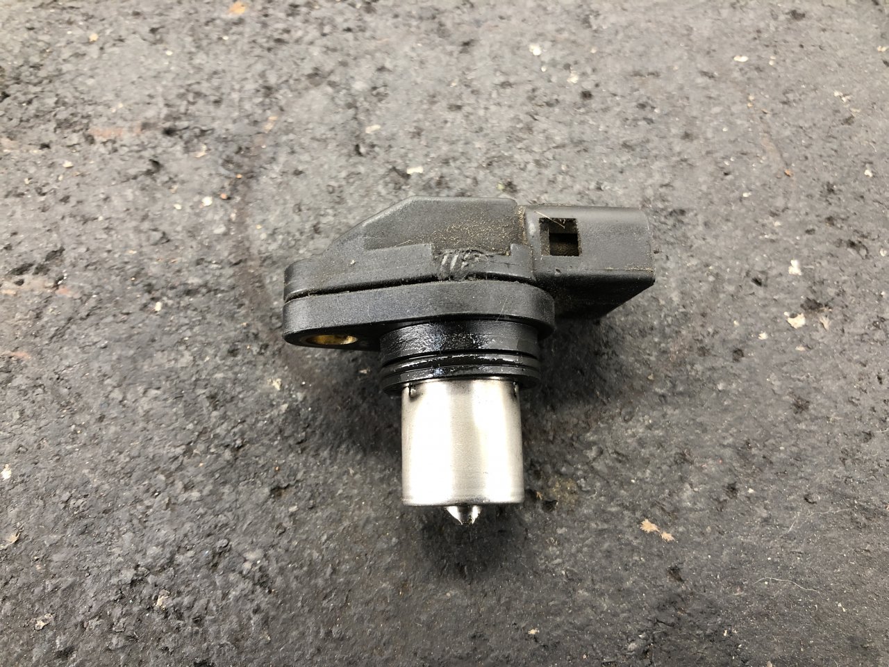 3515093 | Volvo VED12 Engine Sensor for Sale