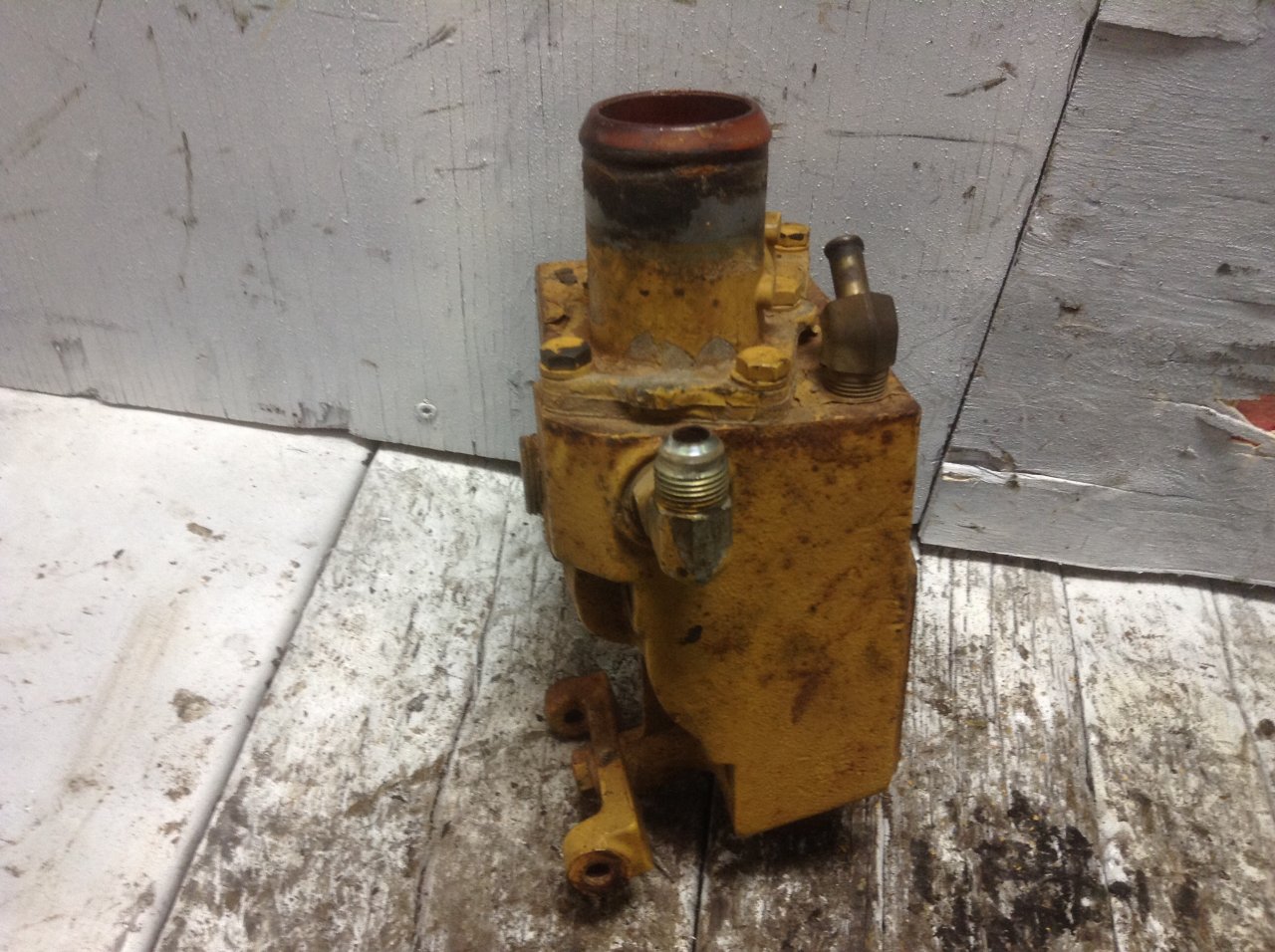 1333730 | CAT C7 Engine Thermostat Housing for Sale