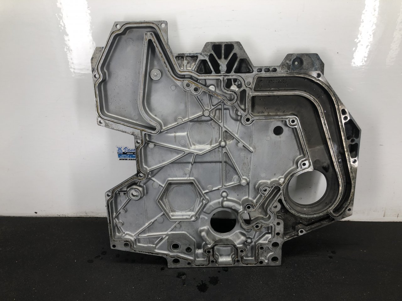 1820465C4 | International DT466E Timing Cover for Sale