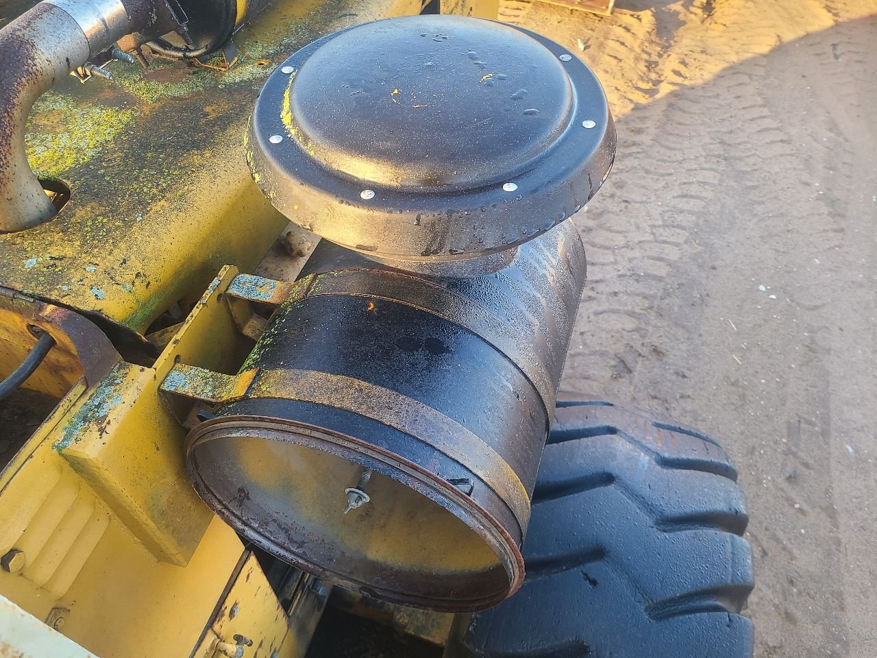 2081099 | Trojan 3000 Air Cleaner for Sale