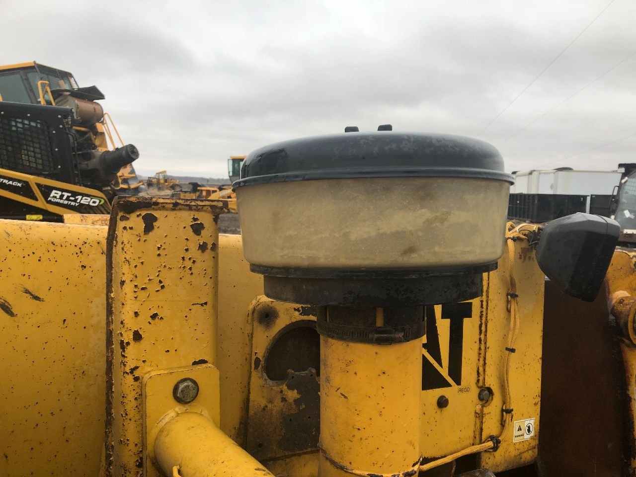 121-7746 | CAT TH62 Air Cleaner for Sale
