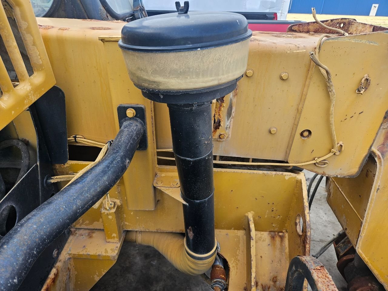 121-6991 | CAT TH62 Air Cleaner for Sale