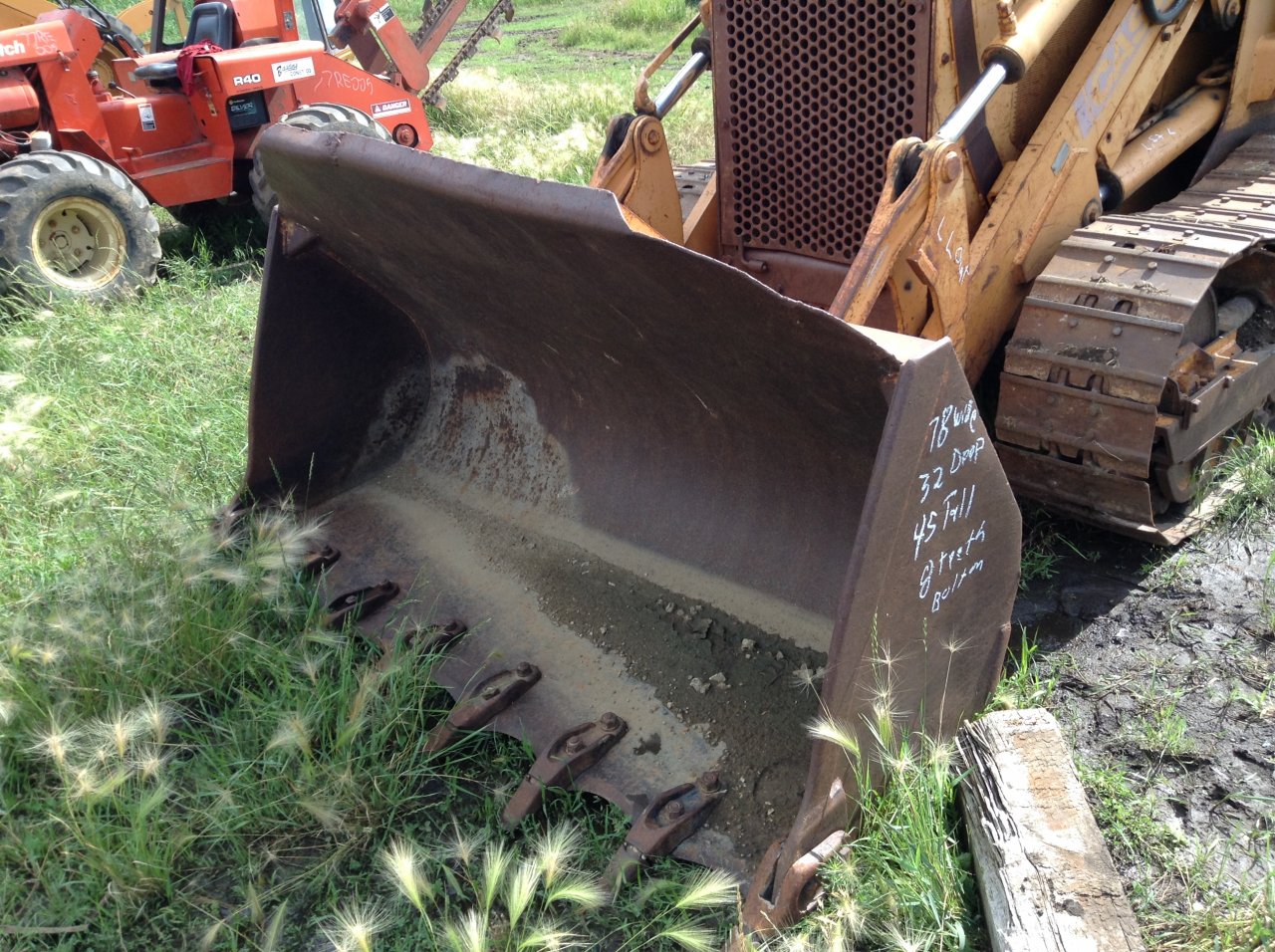 Case 855 Attachments, Crawler Loader for Sale