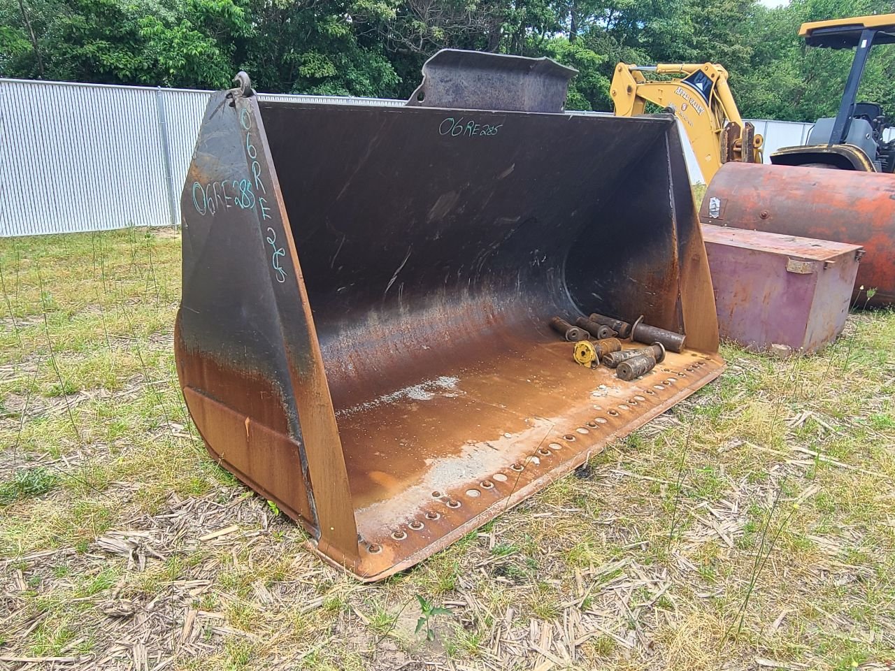 Volvo L220E Attachments, Wheel Loader for Sale